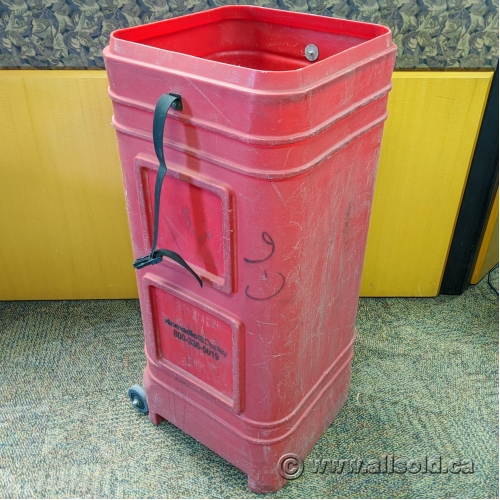 Nomadic Display Trade Show Display Carrying Case - Allsold.ca - Buy & Sell Used Office Furniture ...